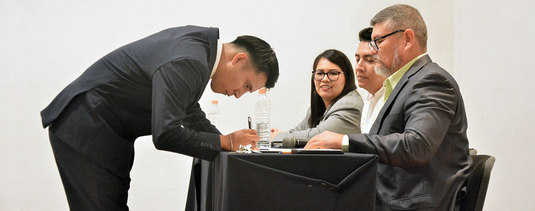 Presentación de Examen Profesional | UNCOS